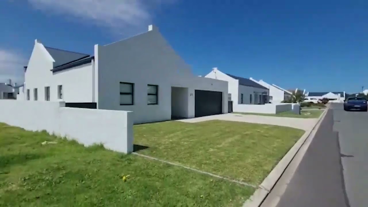 MOOIZICHT, SANDBAAI, HERMANUS - YouTube