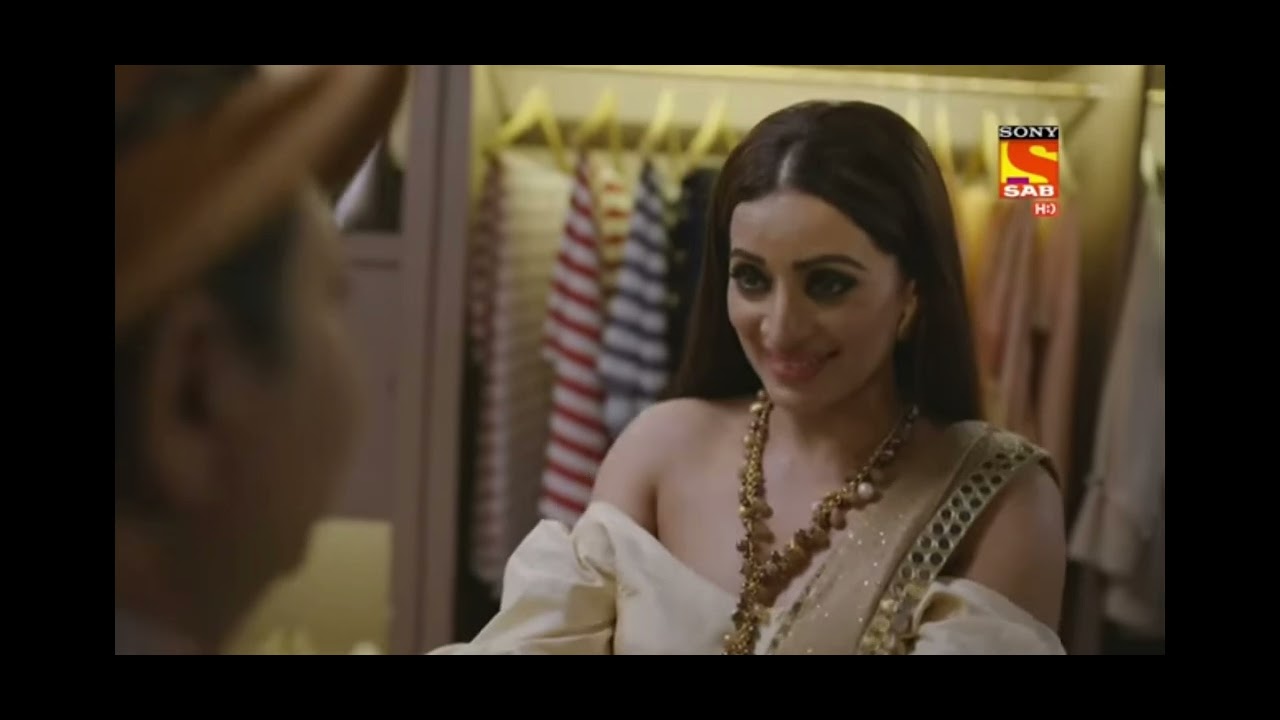 Hero gayab mode on . Cupboard masti scene. #hero #twinsisters # ...