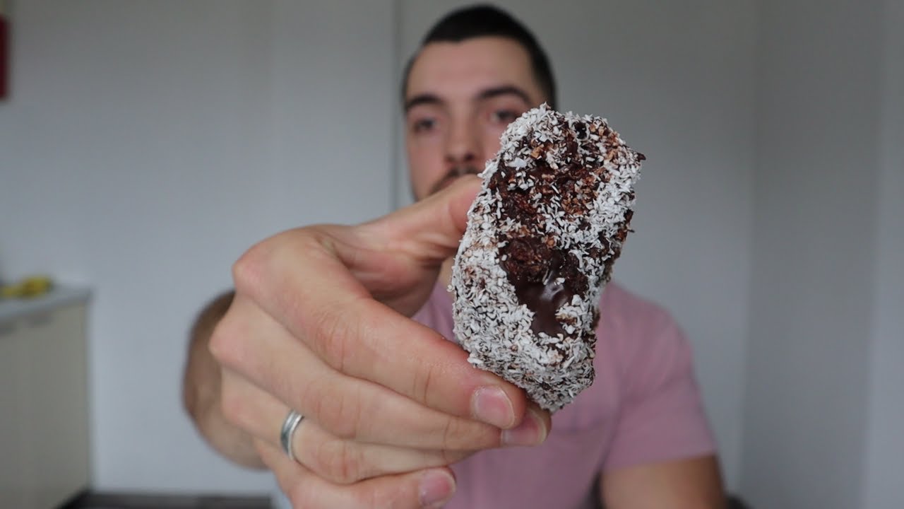 FENOMENALNA PROTEINSKA COKOLADICA / KOLAC - 40g proteina - YouTube