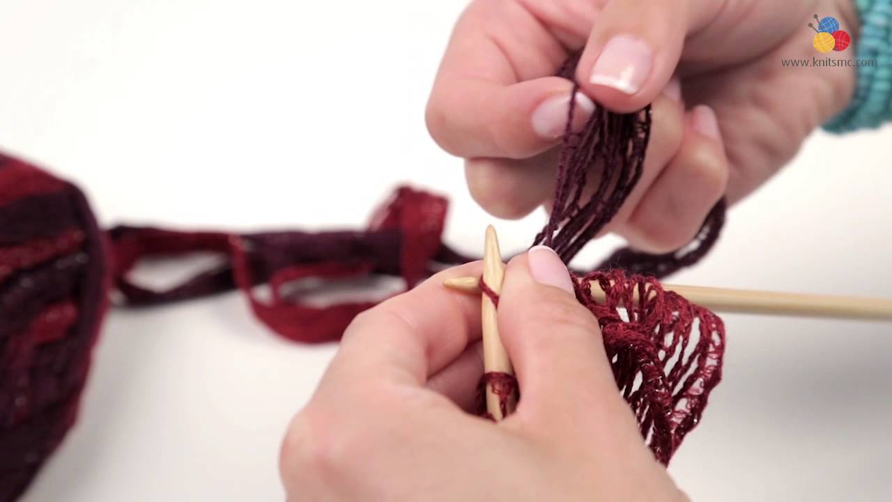 How to knit with Schachenmayr Frilly yarn - YouTube