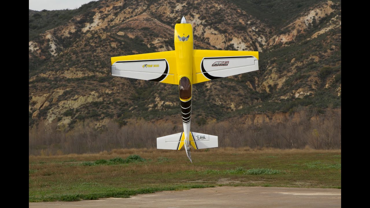 Joe Hunt RC 3D FLY IN -- Randy Hinton - YouTube