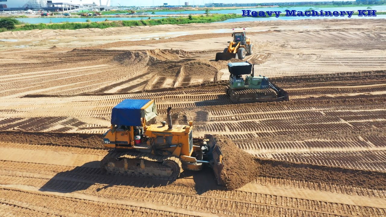 Wonderful Operator Bulldozer Skill Leveling Sand And Incredible Skill ...