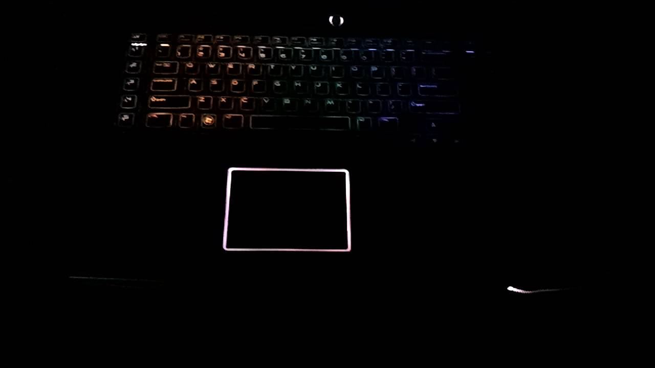 Alienware M18X - WinAmp+AlienFX - YouTube