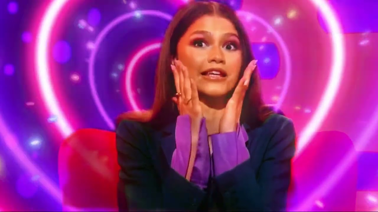 Zendaya Replay Acoustic Outfit