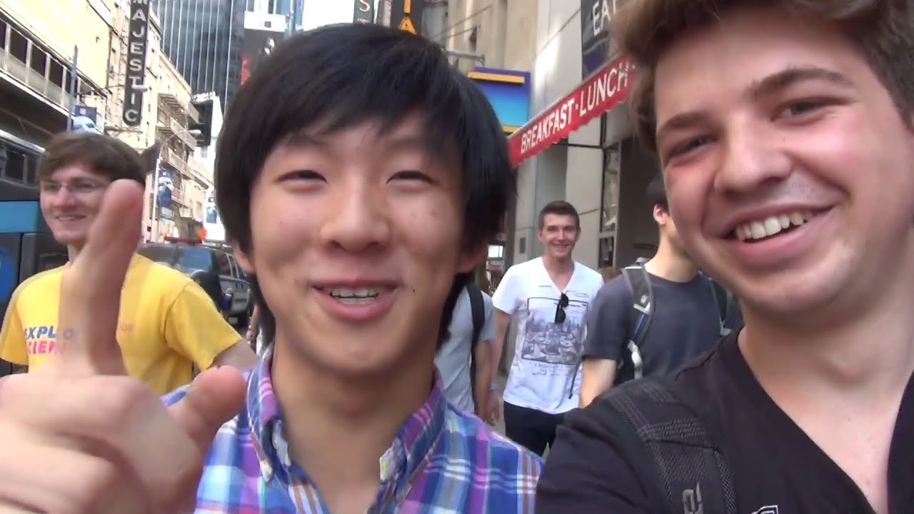 "Aaron Cybertron Zheng here" - New York, Central Park, High Line - YouTube