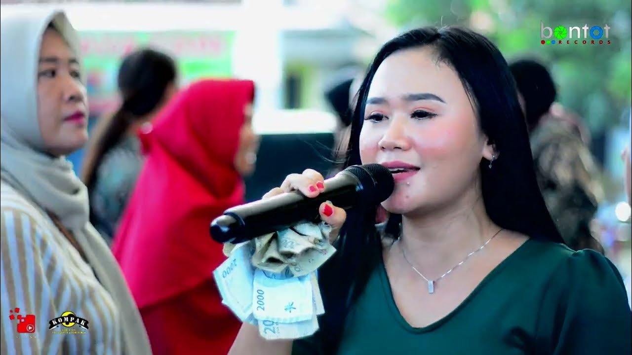 TERLALU SAYANG - ETIN - ABINAYAH HOME BAND (SHOW SEKARMULYA GABUSWETAN) BONTOT RECORDS - YouTube