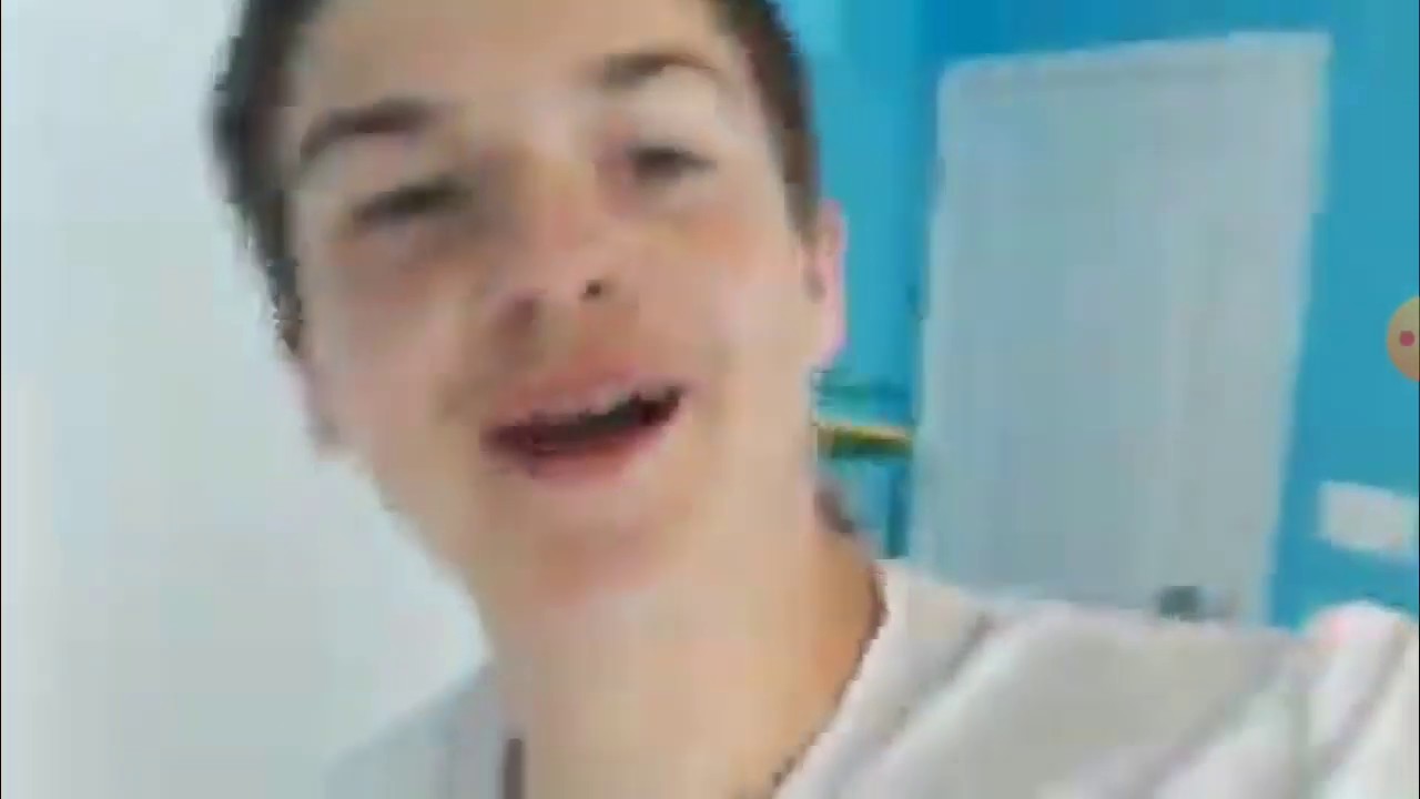 JOSH PLAYZ THE MOVIE: The Good old dogaroo official trailer - YouTube