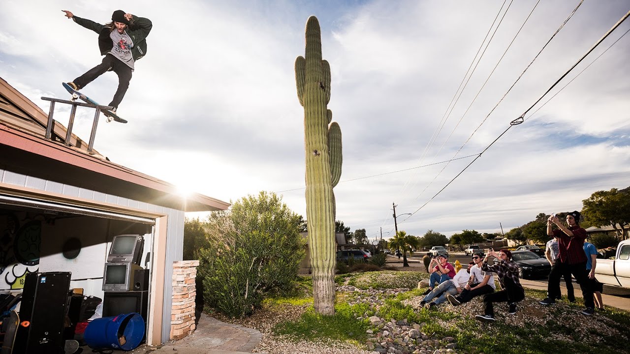 Rough Cut: Jaws' "Criddler on the Roof 2" Part - YouTube