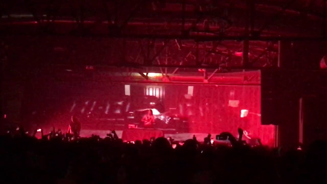 Schoolboy Q Houston “Floating” Warehouse Live 2019 - YouTube