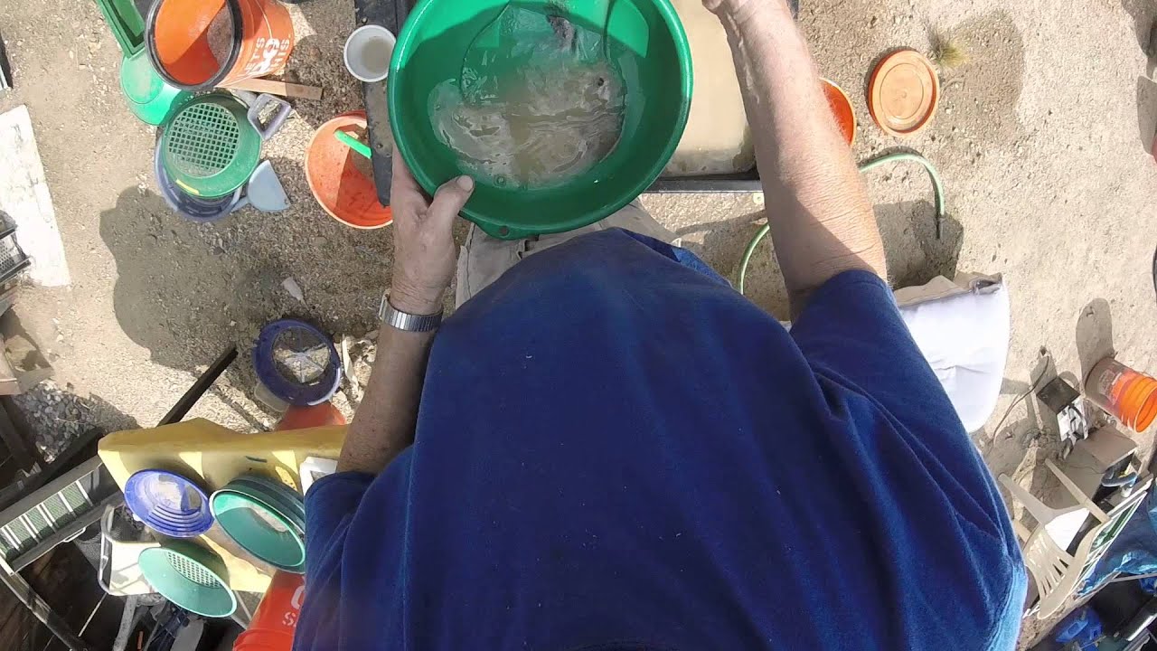 Playing The 'Banjo Pan' And Getting Gold 9/10/15 Larry - YouTube