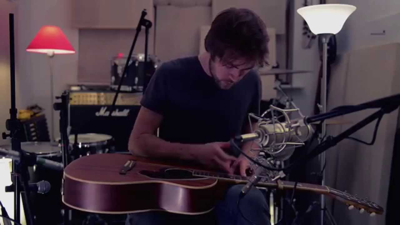 Depth Over Distance - Ben Howard - [live cover by Alx Green] - YouTube