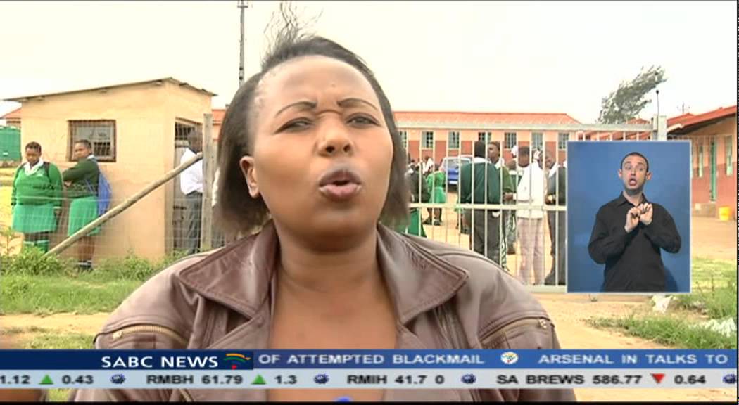 Still no learning at Thabela High School at KwaNyuswa - YouTube