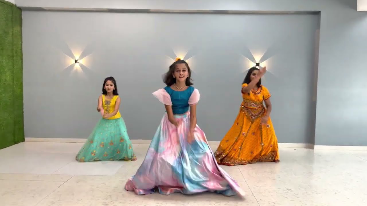 DHOLIDA/ GANGUBAI / ALIA BHATT/ GARBA DANCE/ NRUTYASOUL DANCE STUDIO ...