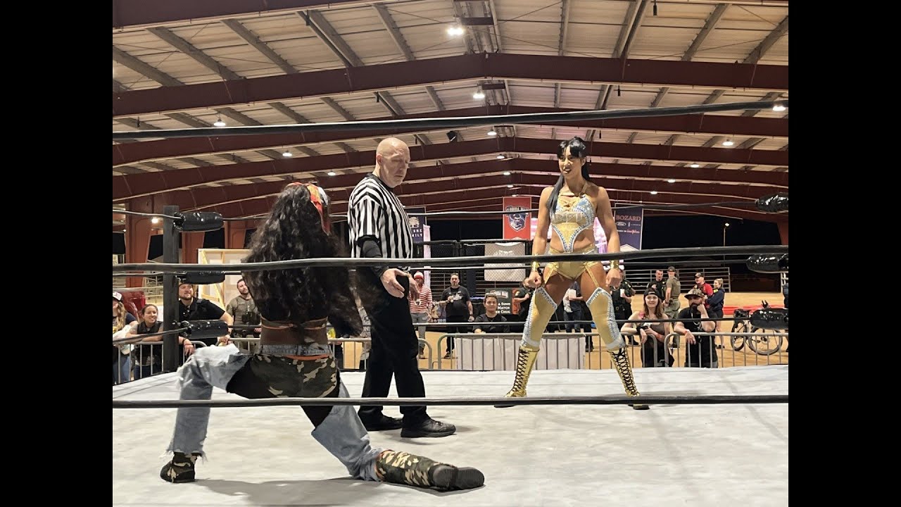 Going Ringside Ep. 116: Indi Hartwell vs. Victoria Crawford - YouTube