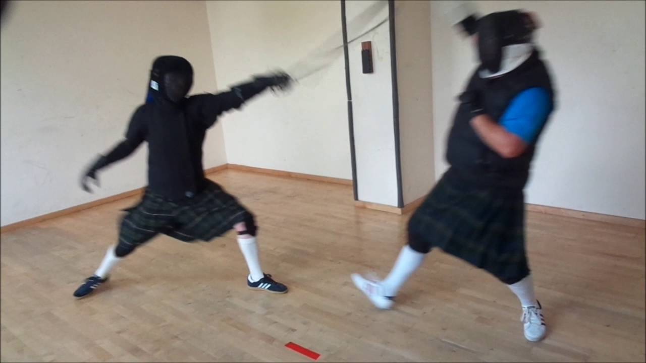 Highland Broadsword Training Bouts - YouTube