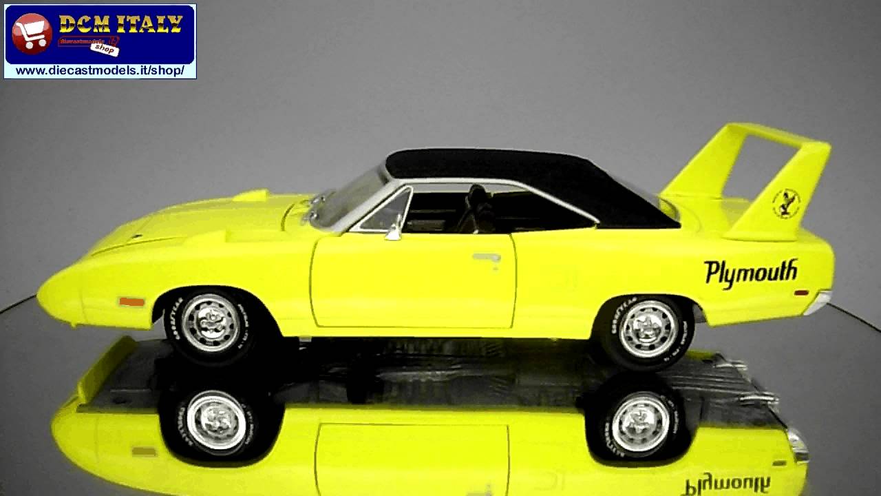 Johnny Lightning Plymouth Superbird 1970 - Yellow - HD - YouTube