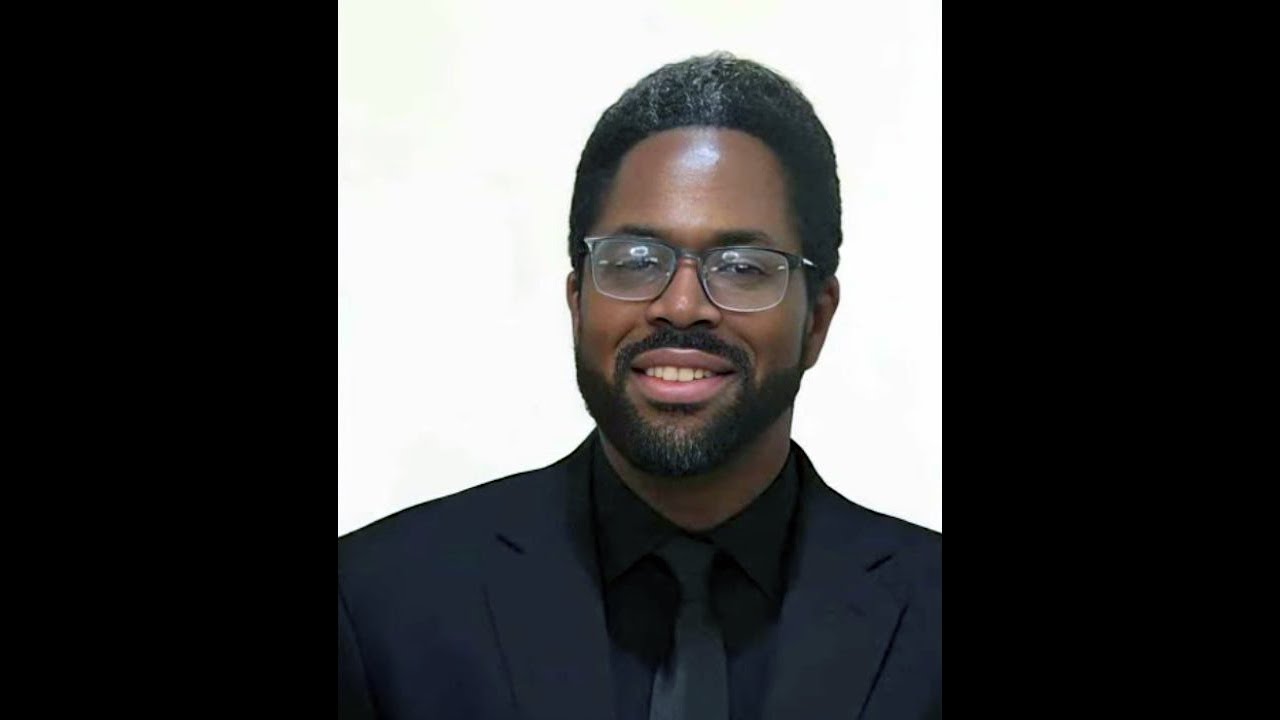 Black Man Tory Medley Found Dead Hanging From Tree in Wisconsin - YouTube
