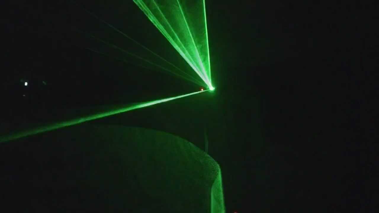 Laser Vert Green Wave II Kool Light mode DMX - YouTube