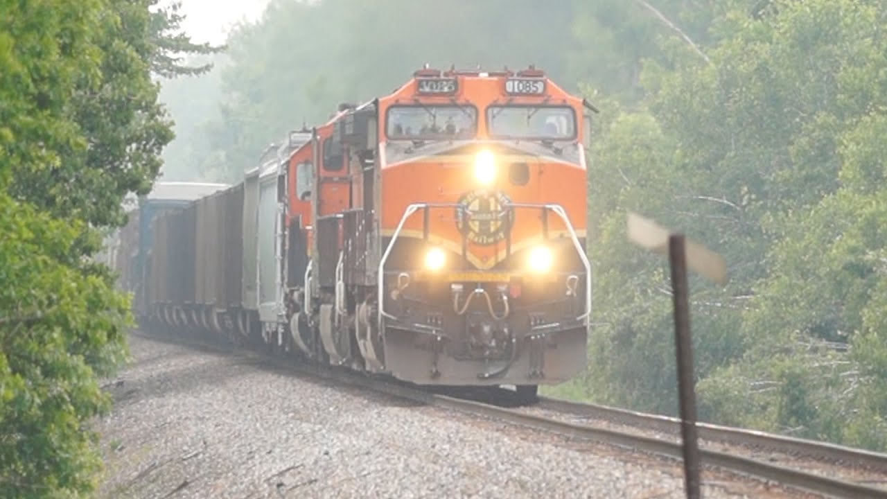 Hinckley Sub Action: BN SD40-2, Dash 9s w/RS3L & H1, CN duo, UP new ...