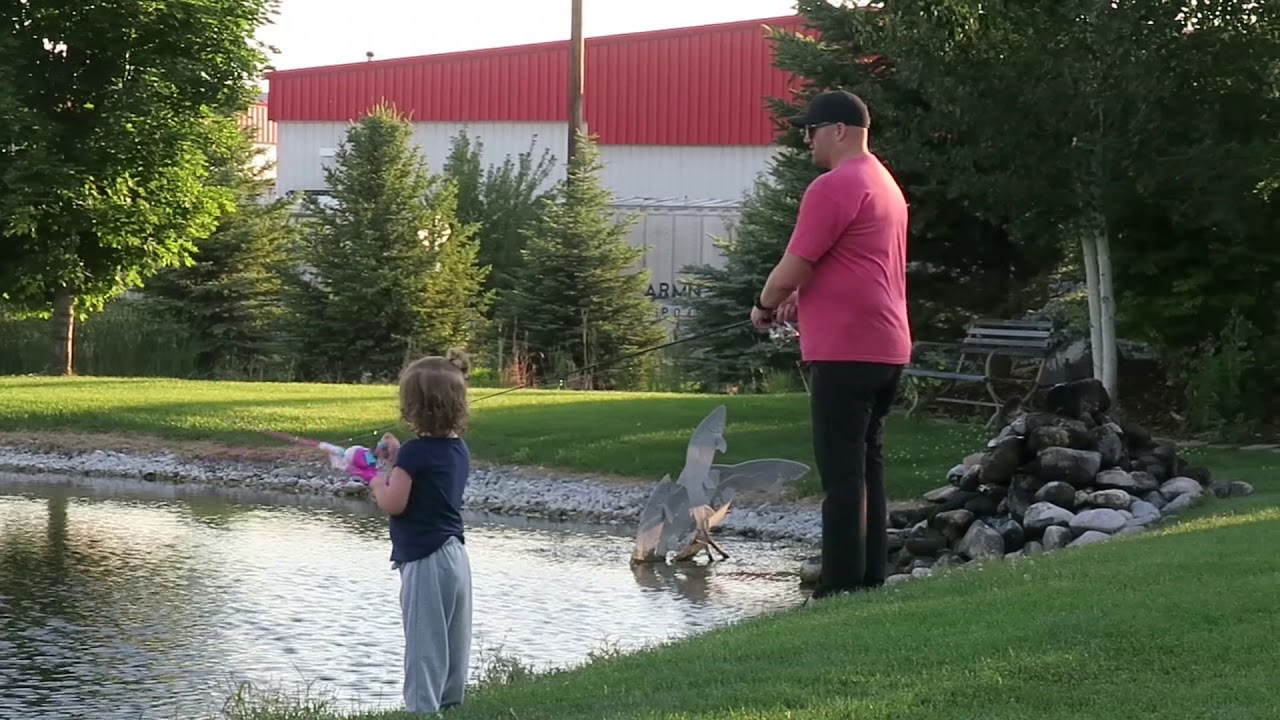 Fishing with Daddy 🎣 ‍👨‍👧 - YouTube