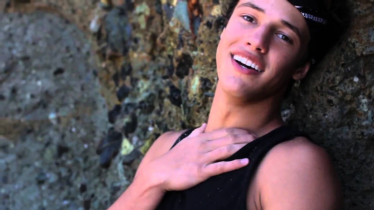 Having Fun During A Photo Shoot - YouTube