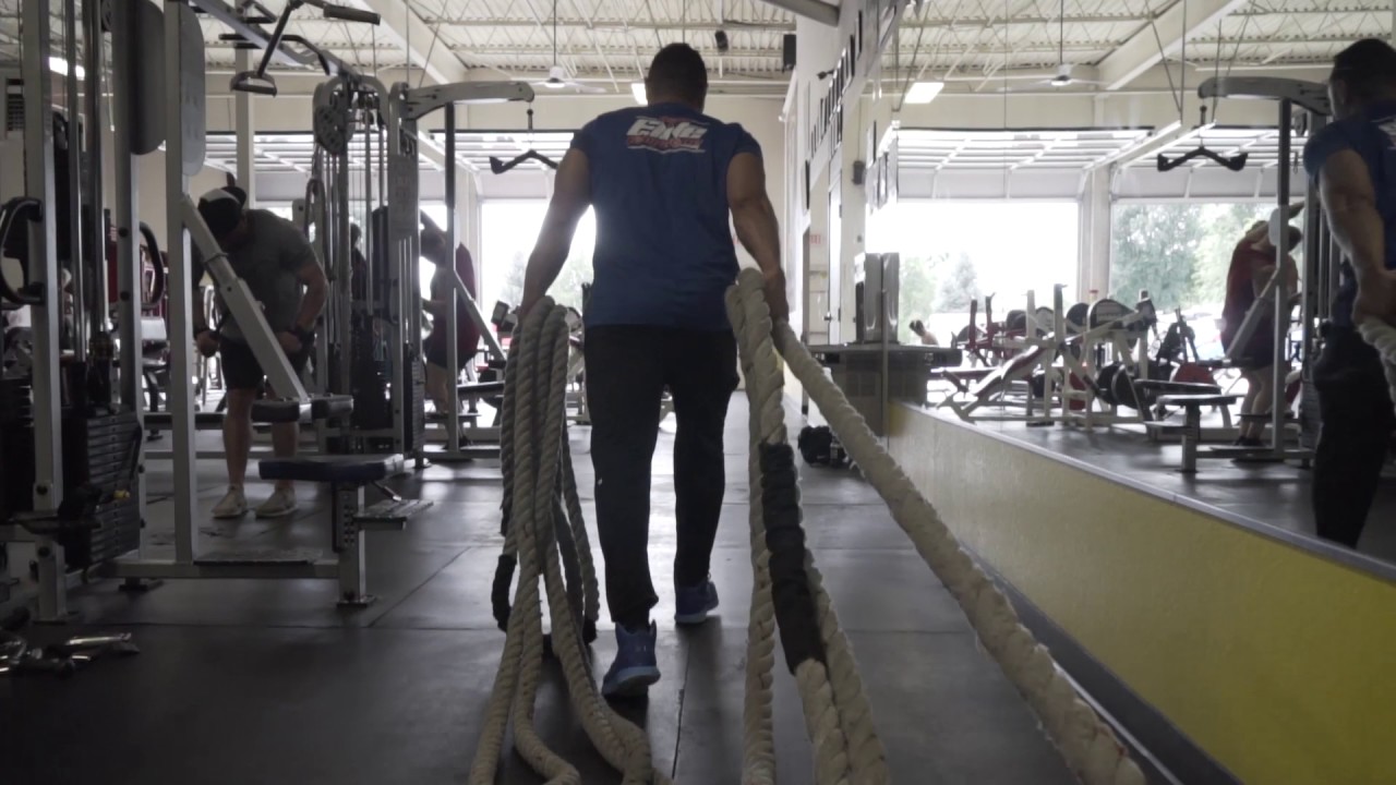 Team Elite Physique Head Coach Adam Bonilla a Day in the Life - YouTube