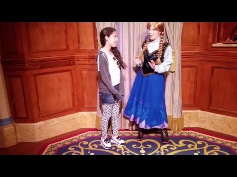 Michelle meets Anna from Frozen