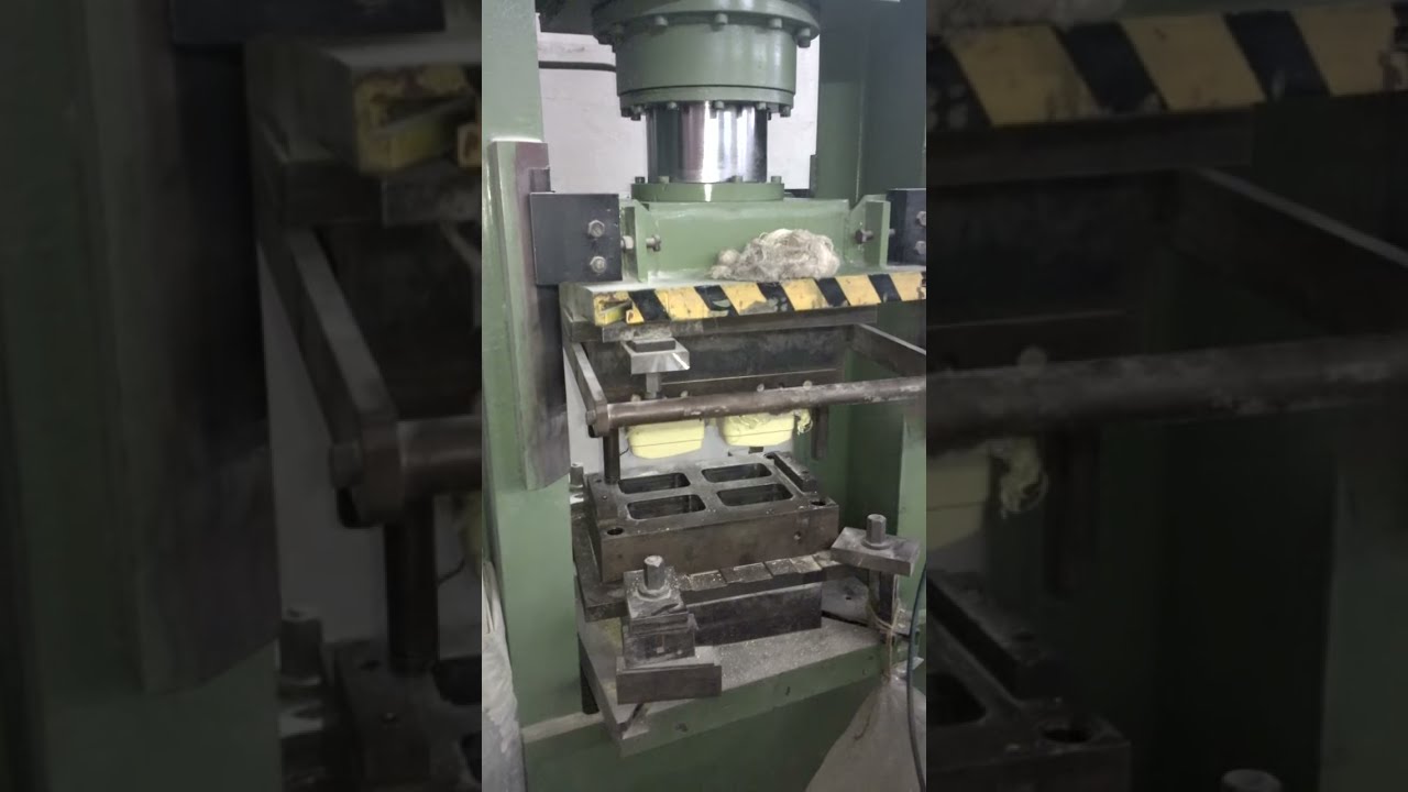 100 Tons Hydraulic Bakelite Molding Press - YouTube