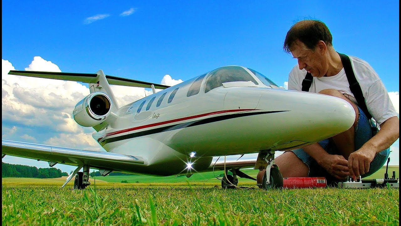 HUGE RC C-525 CITATION LEARJET SCALE MODEL TURBINE JET FLIGHT ...