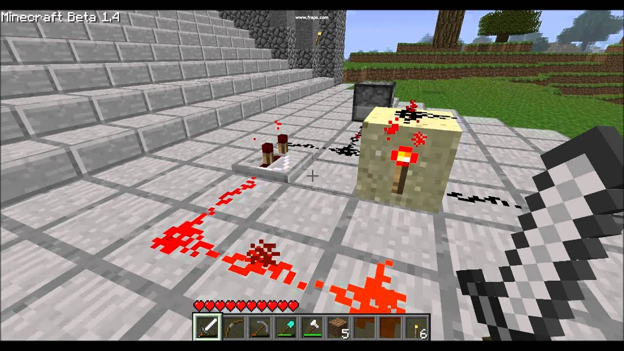 Minecraft - Controllable Repeating Redstone Dispenser Circuit - YouTube