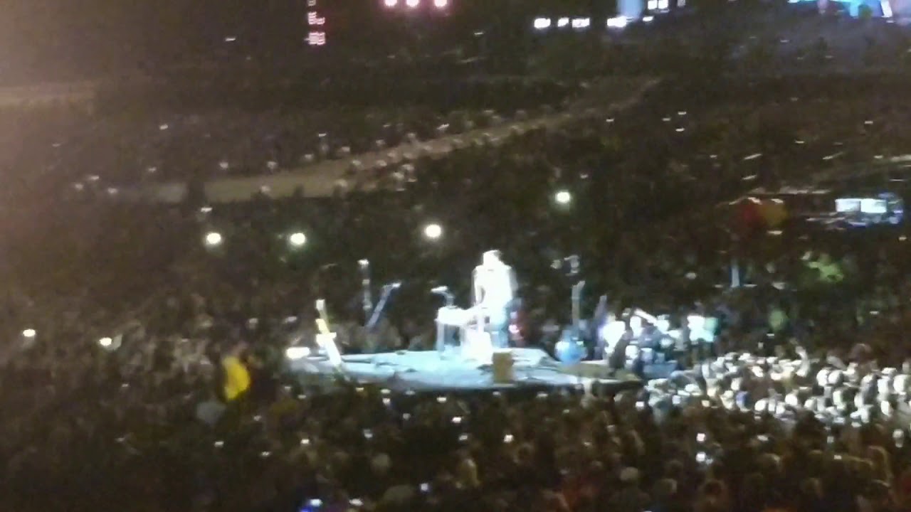 Coldplay Live in San Francisco 2017 Head full of Dreams - YouTube