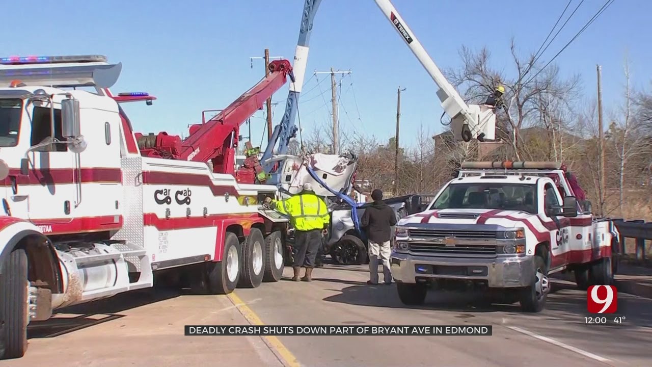 Crews Continue To Respond To Deadly Crash In Edmond - YouTube