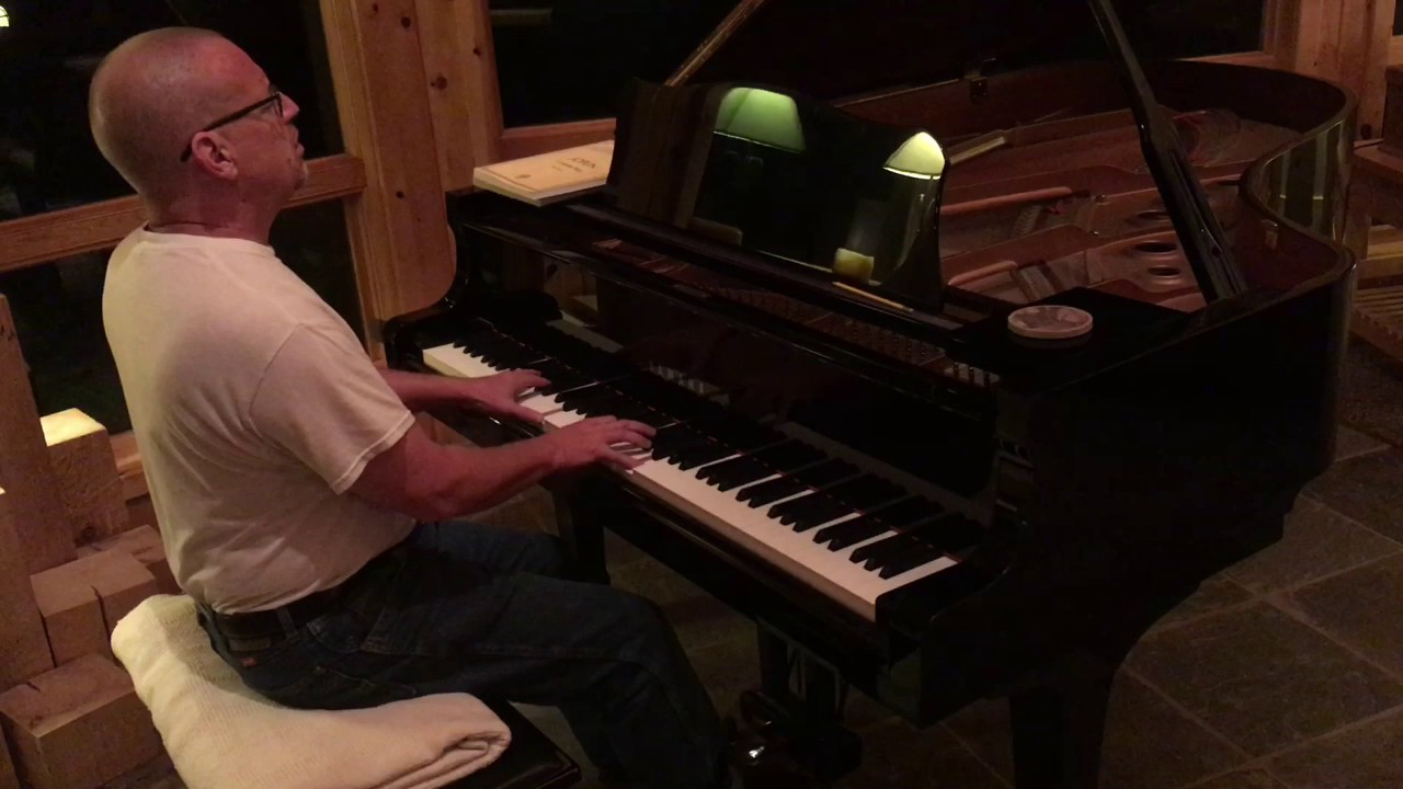 Eric Bergeson Plays Moonlight Sonata - YouTube