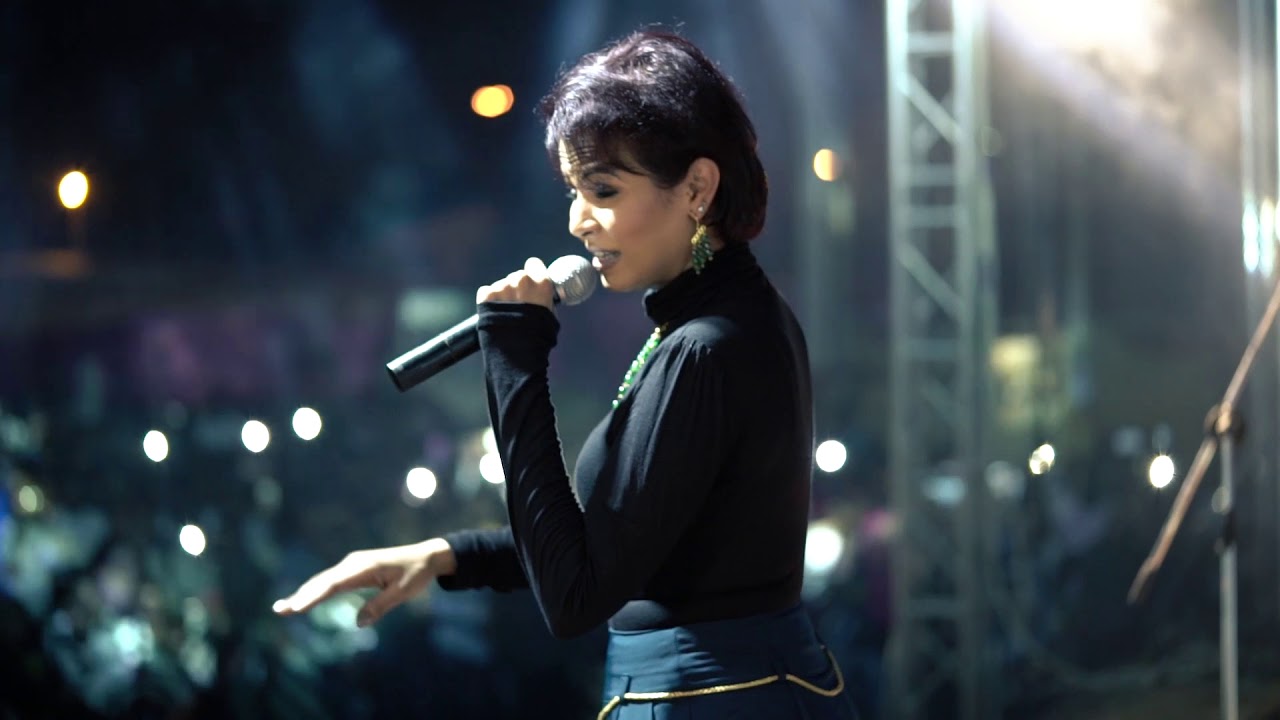 نانسي عجاج - ألف نهر و نيل || حفل يلا نغني ميلاد || Nancy Ajaj - Alf ...