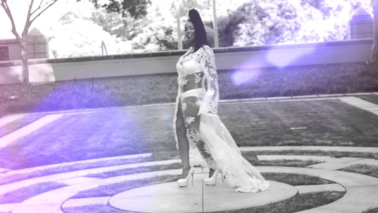 KHIA "You Deserve It" (Official Music Video) - YouTube