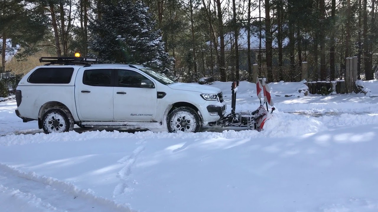 Ford Ranger snoway 22" Schneepflug - YouTube