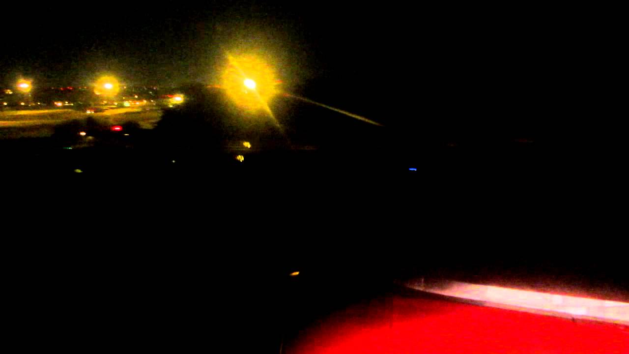 AirAsia A320-216 9M-AFR -- Changi Airport (WSSS) Runway 20R Landing ...