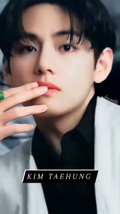 Kim Taehyung 🔥🔥🔥 #btsarmy #bts #btsv #jin - YouTube