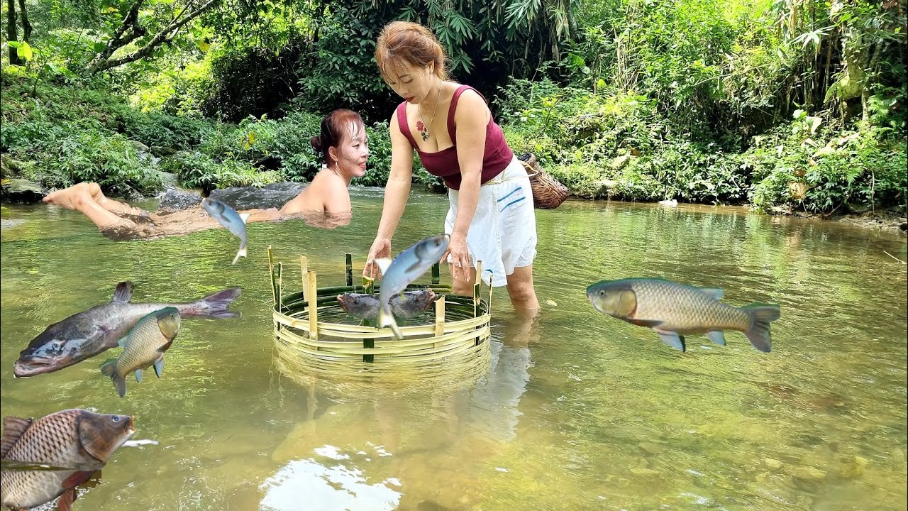 ORPHAN MOTHER - doing simple work alone, fishing for a living - YouTube