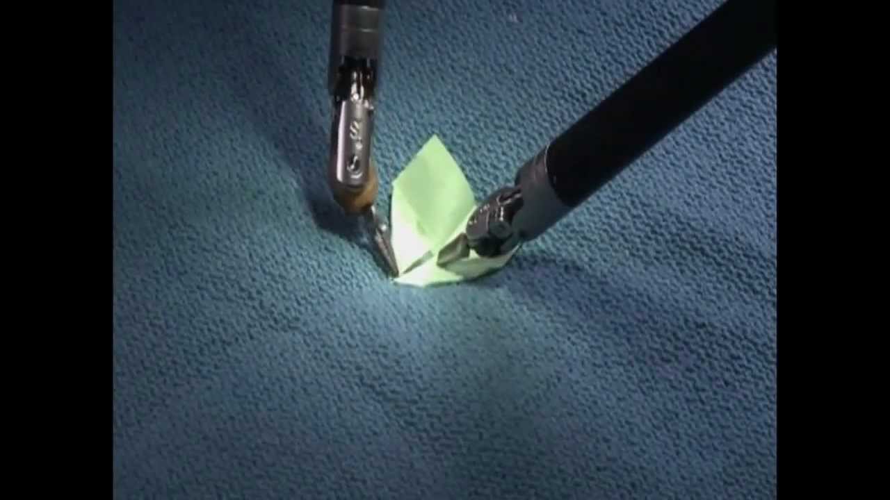 Amazing Robotics - Creating And Folding An Actual Paper Plane With The ...