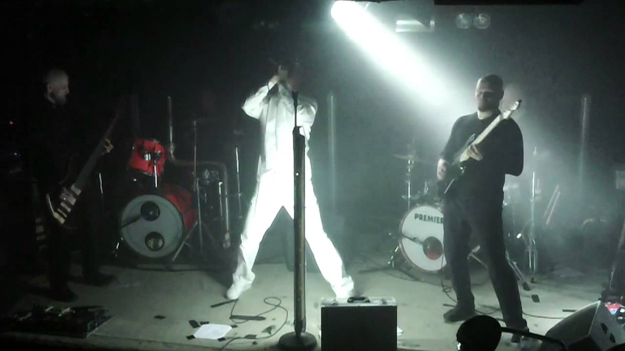 The Insult That Made A Man Out Of Mac: Downstream (live 2014) - YouTube