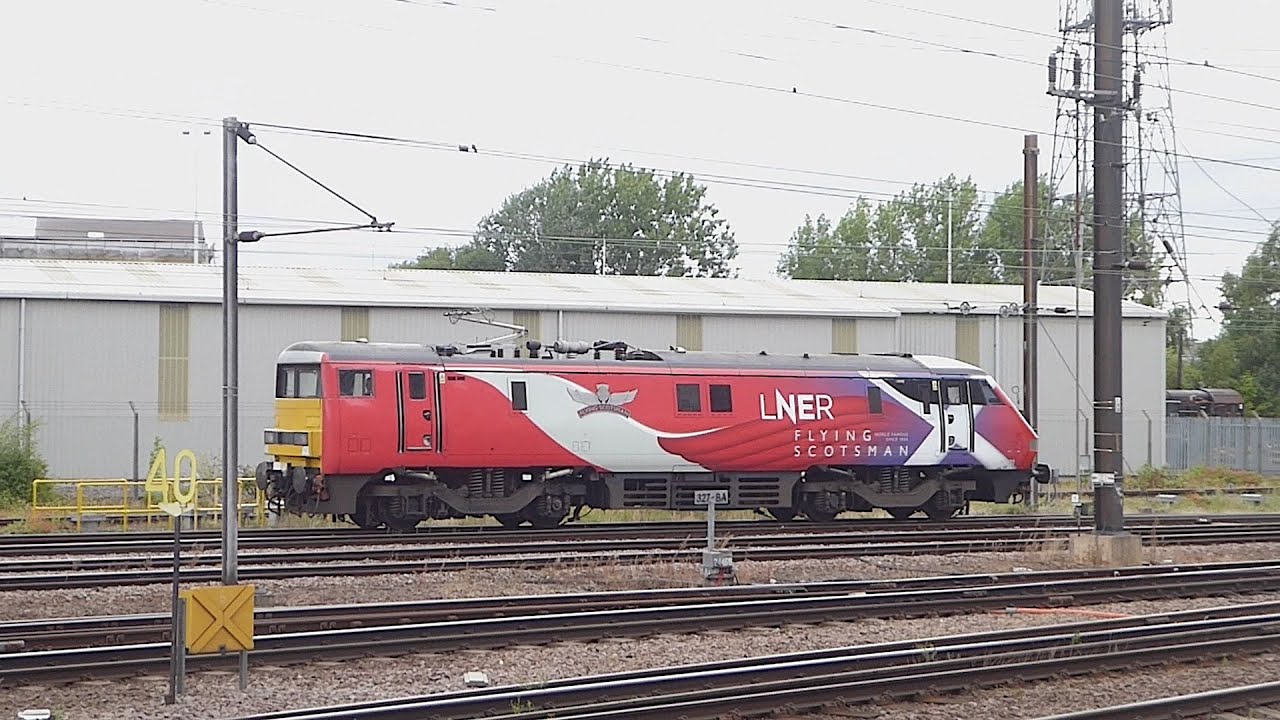 Light Engine LNER Class 91 arrives at Doncaster (2/8/22) - YouTube