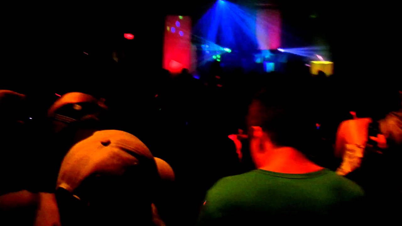 Nero @ The Starlight in Edmonton - YouTube