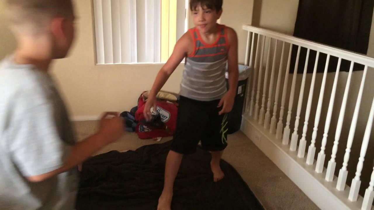 Kids UFC 1 round 1 - YouTube