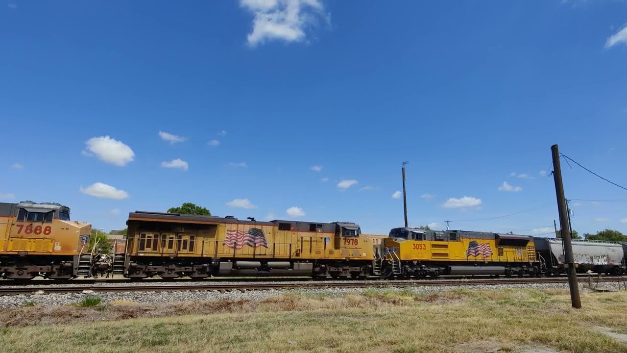 Southbound UP 7044/7888/7978/3053, Covered Hopper Train, "Ennis Sub ...