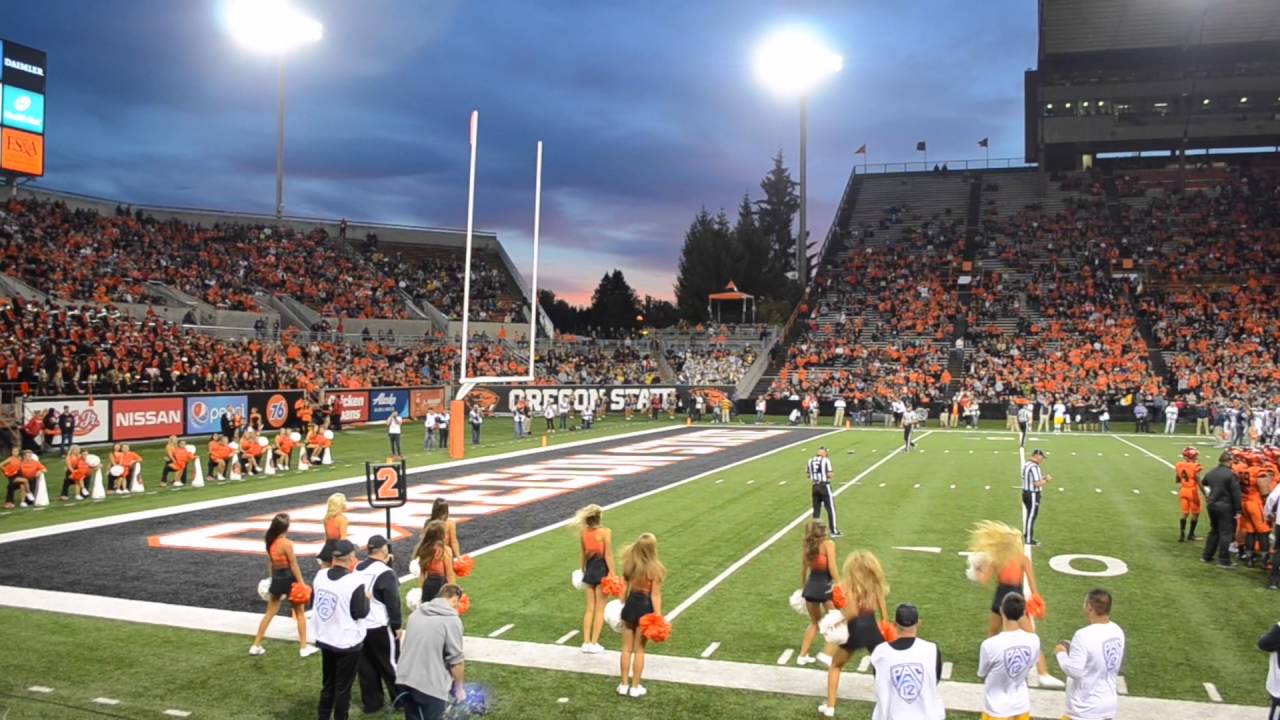 Oregon State Cheerleading and Dance- Dance Feature "Me Too" - YouTube