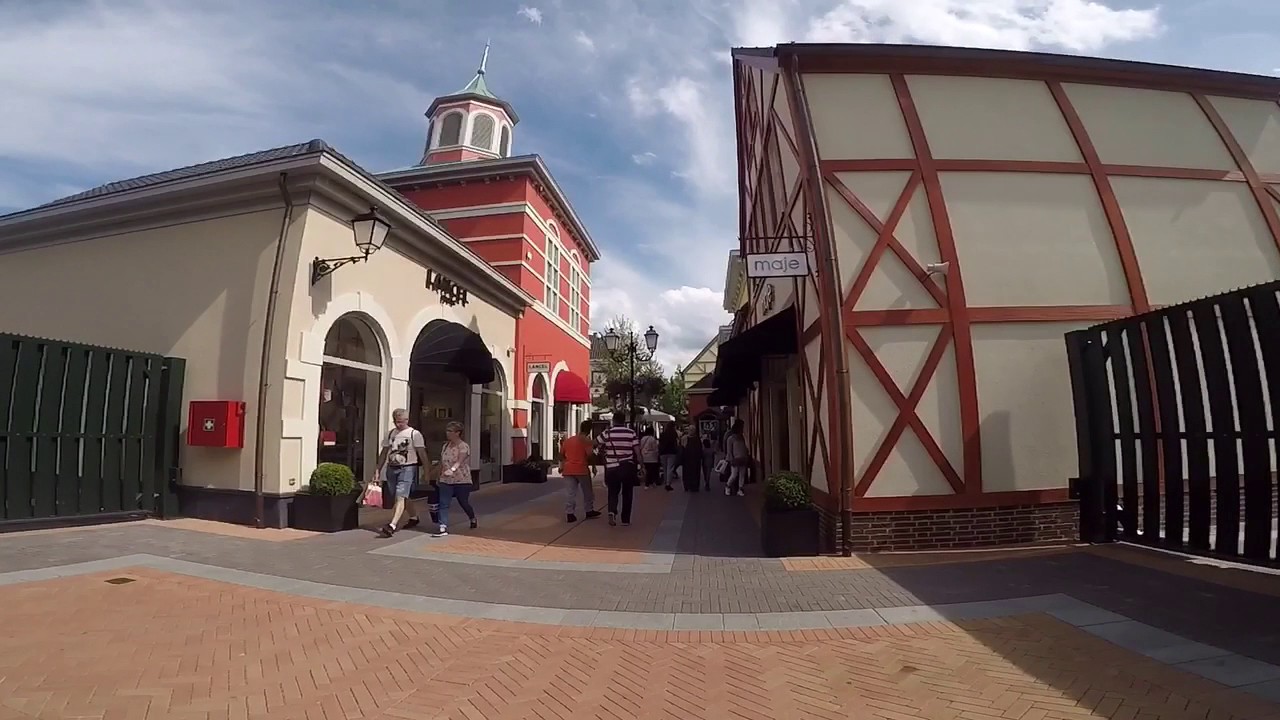 Roermond Outlet Netherlands Address | Paul Smith