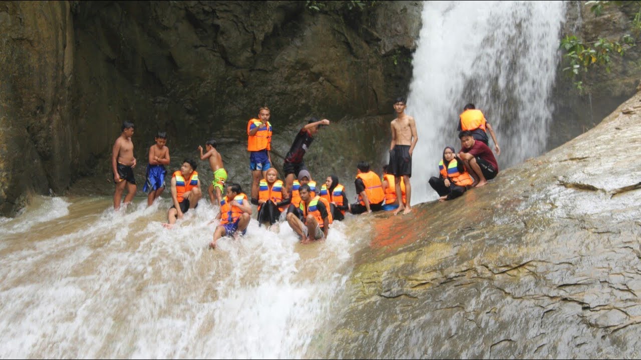CURUG PANOONGAN , Citumang nya Tasikmalaya - YouTube