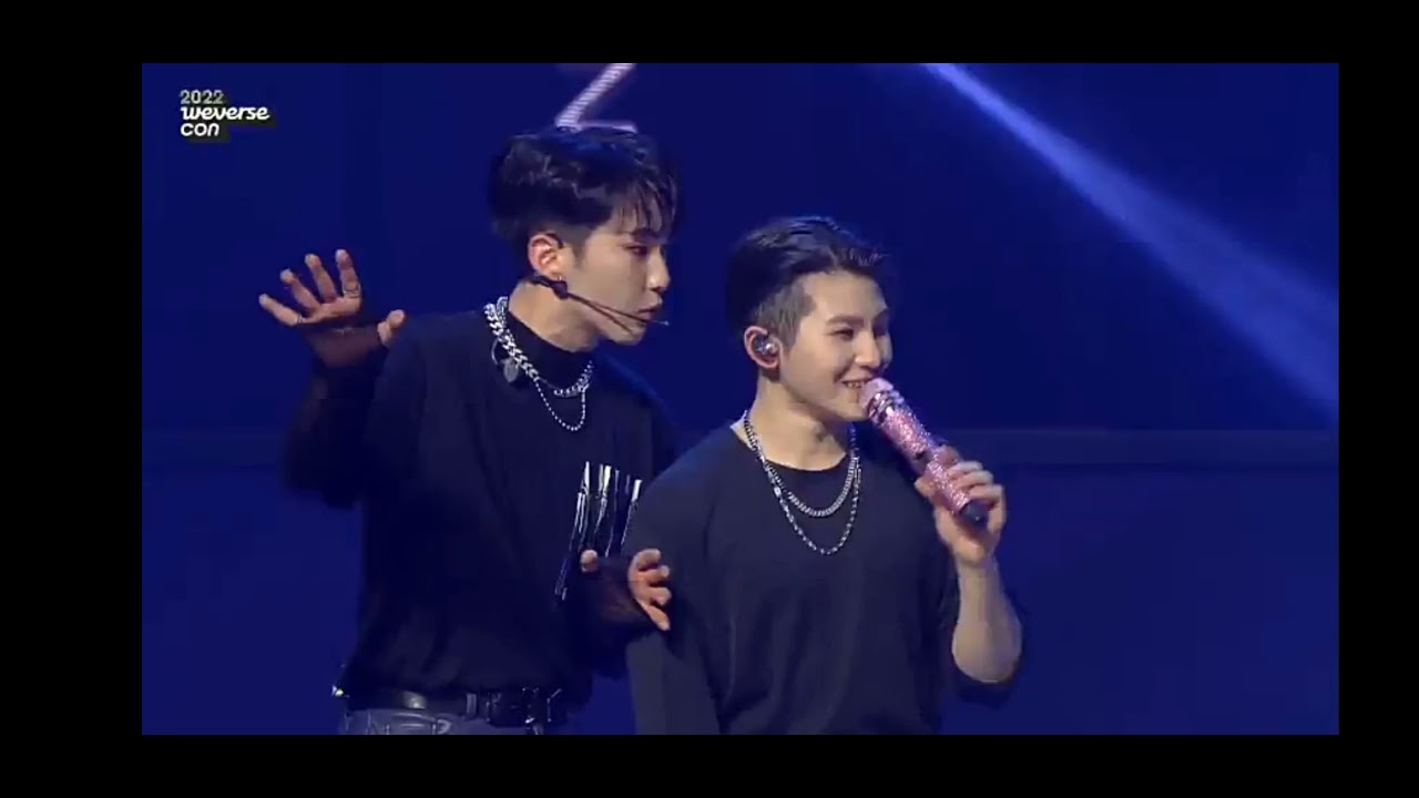 seventeen hoshi woozi cut weverse con 2022 - YouTube