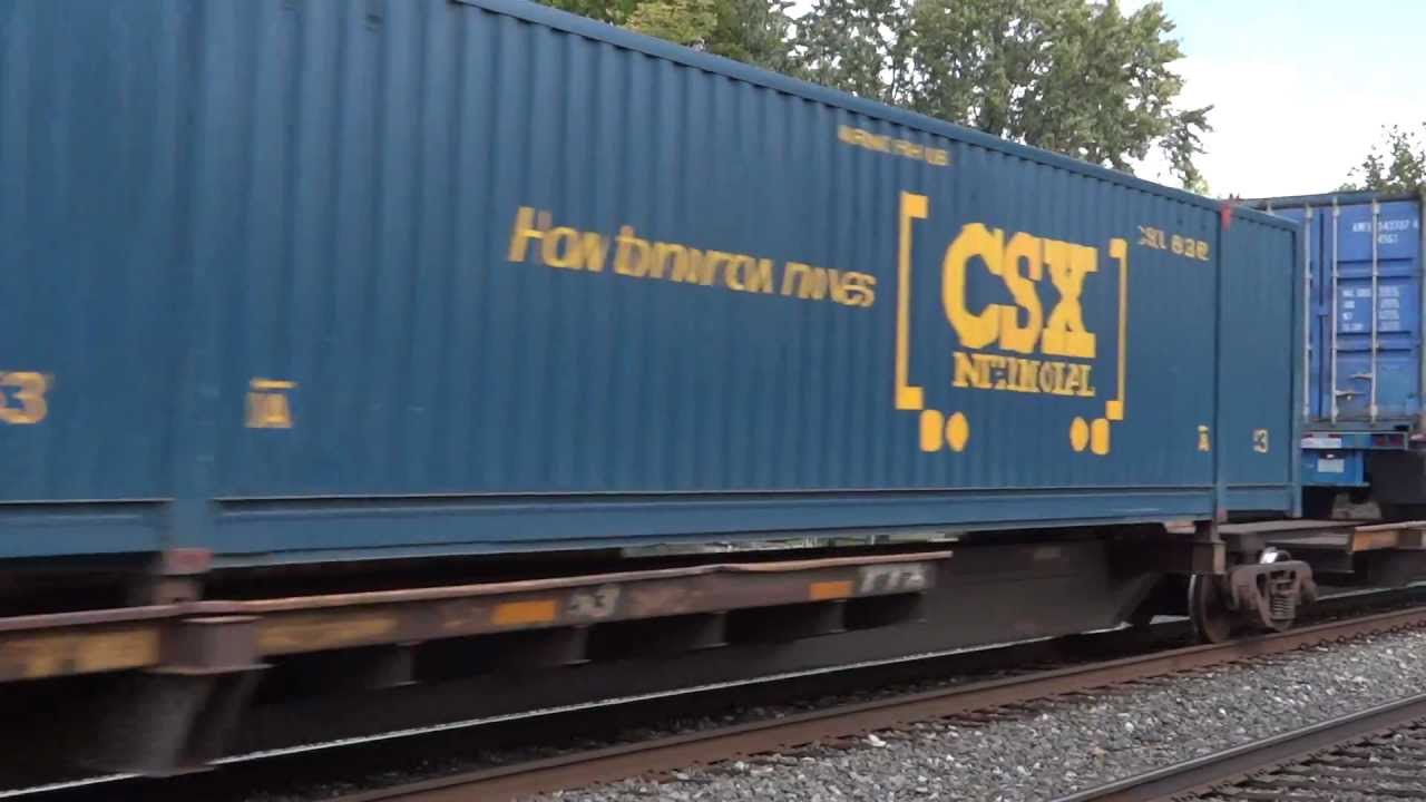 Three-Unit Power on CSX Intermodal Train - YouTube